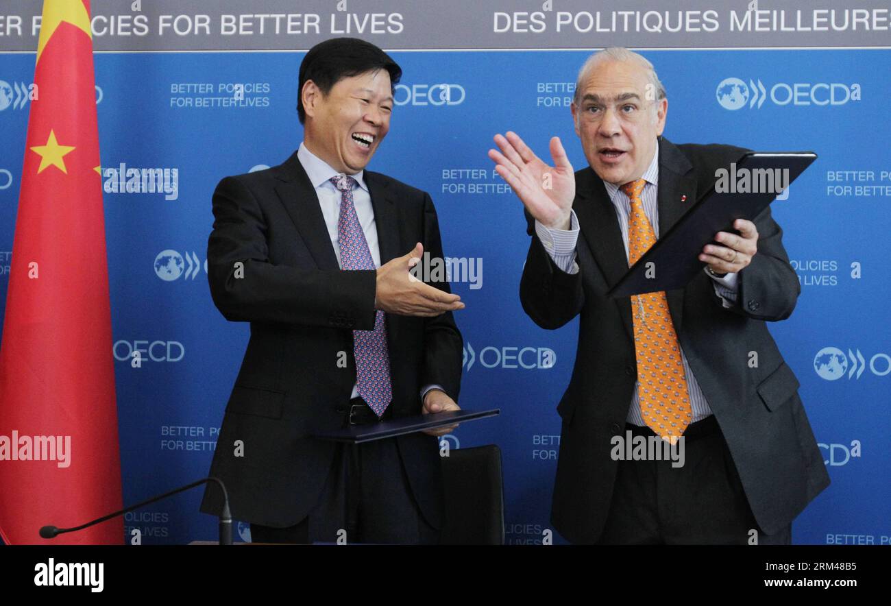 Global co operation hi-res stock photography and images - Alamy