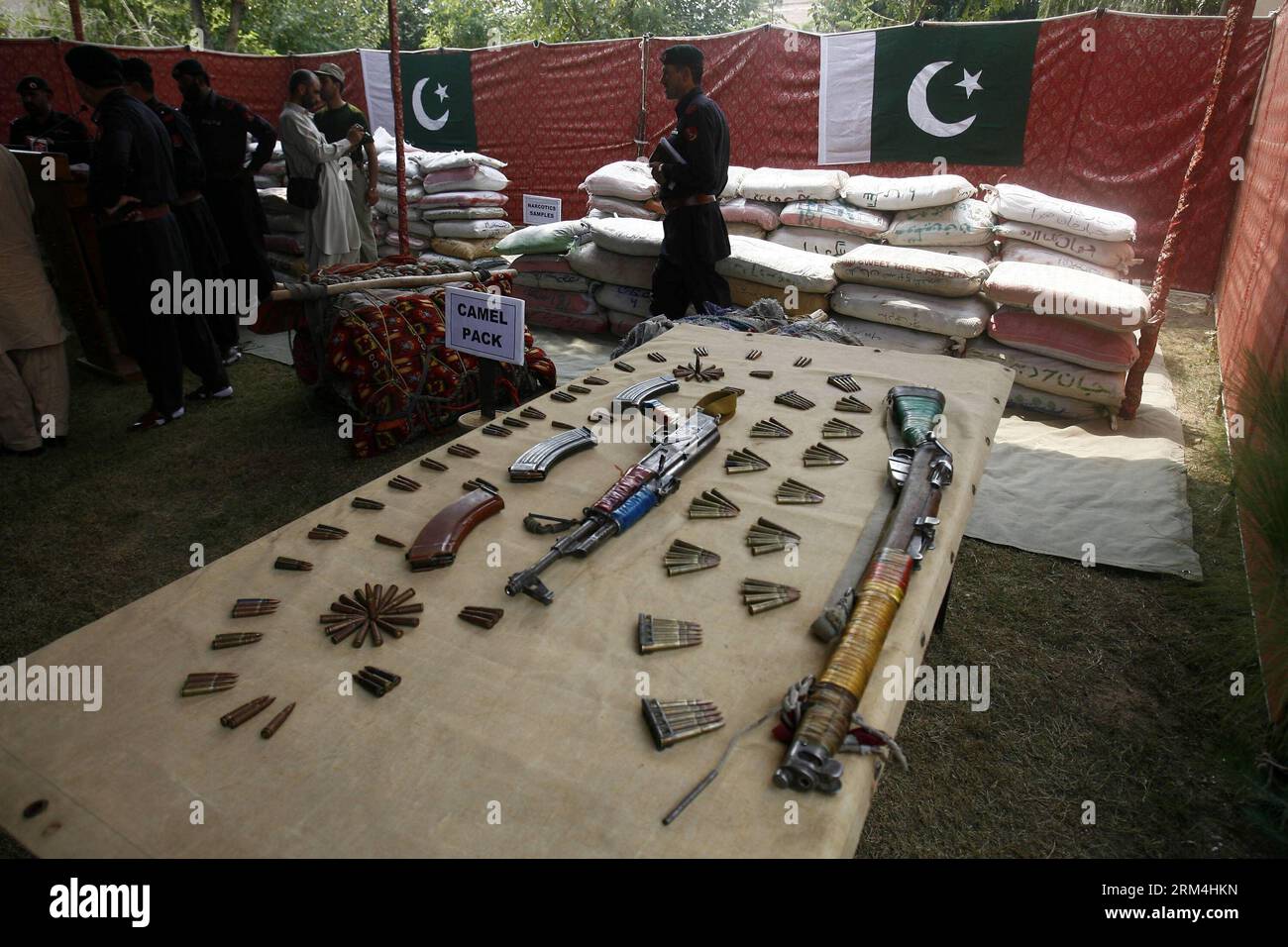 Waffen tribal hi-res stock photography and images - Alamy