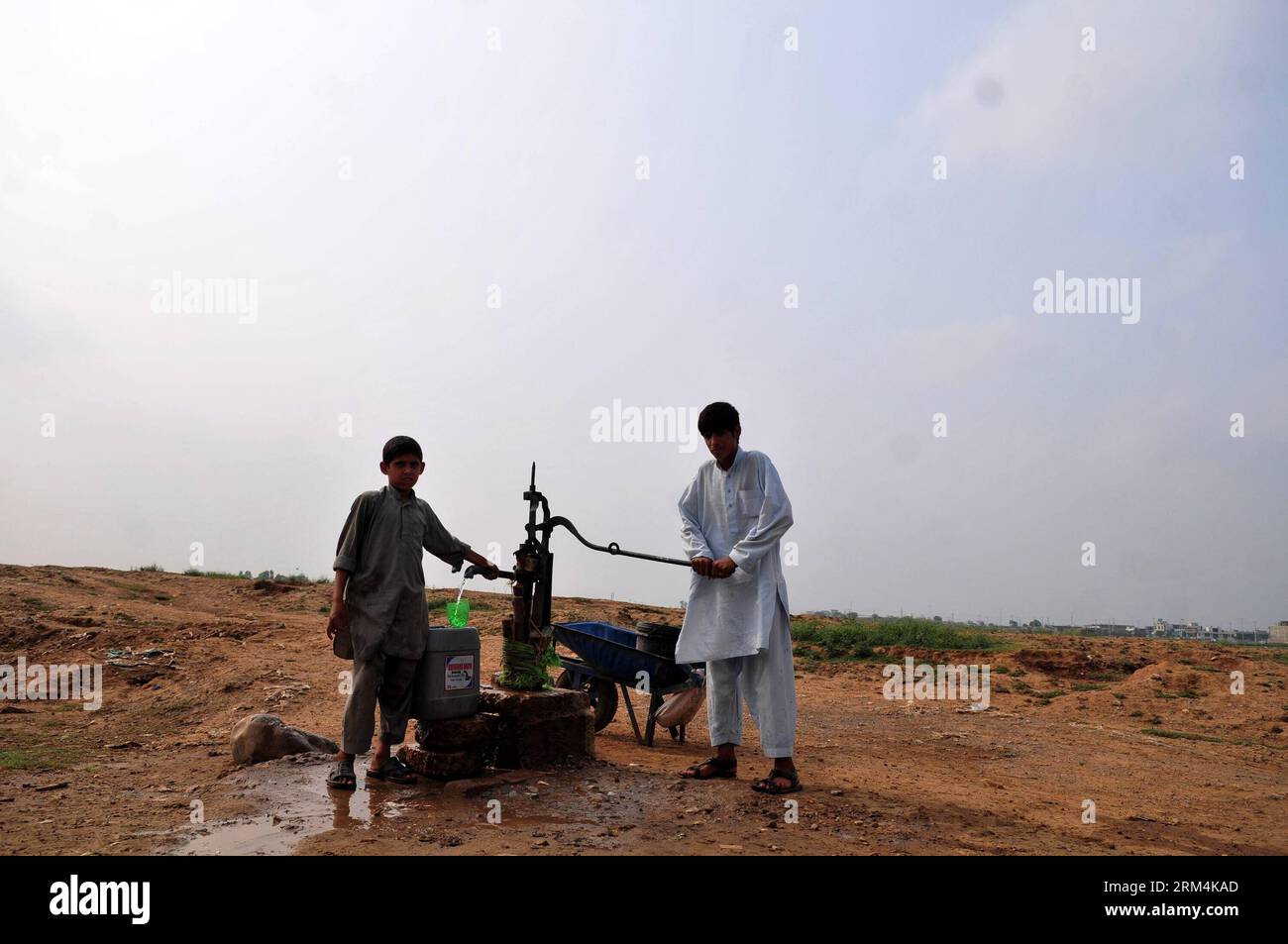 Pakistan tanks hi-res stock photography and images - Alamy