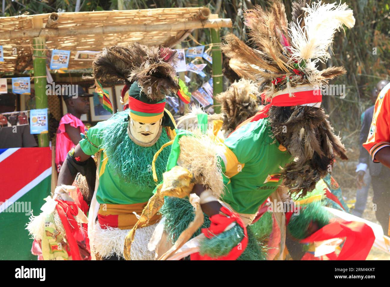 Bantu art hi-res stock photography and images - Alamy