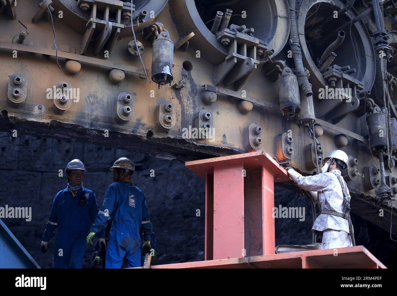 Blast furnace operation hi-res stock photography and images - Alamy