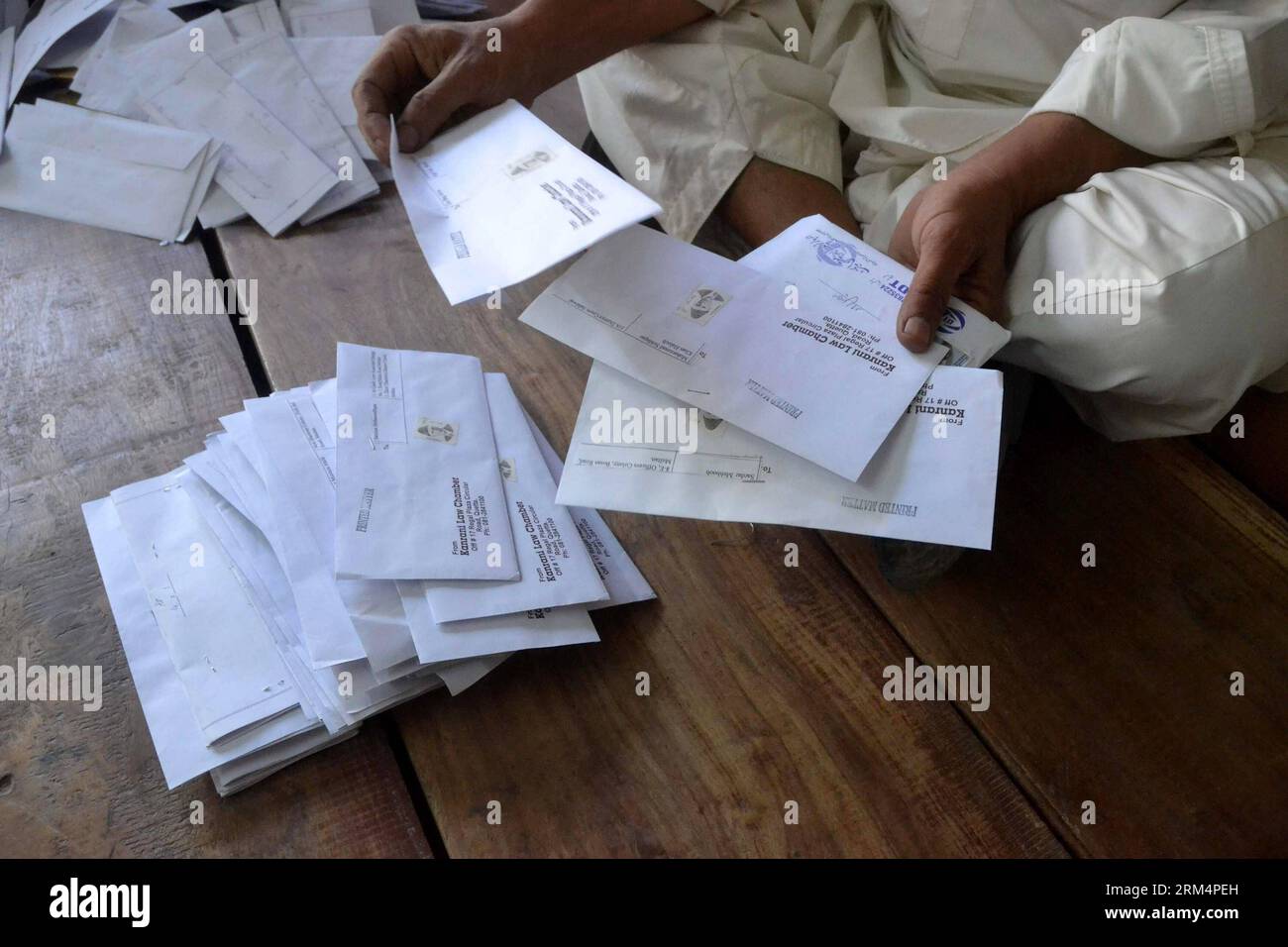 Pakistan post hi-res stock photography and images - Alamy