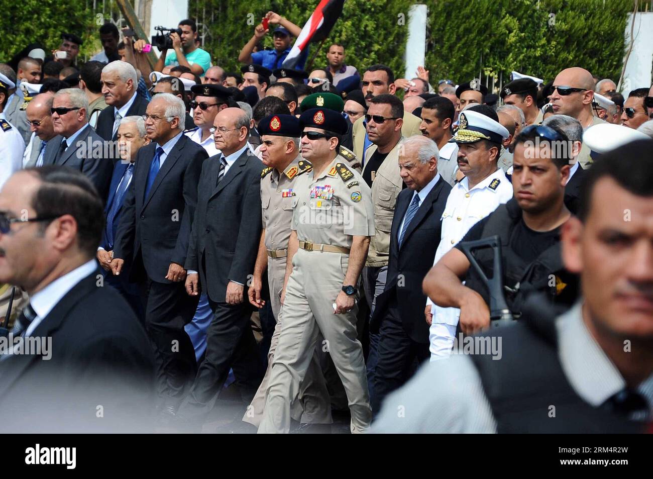 Attacked by the elements hi-res stock photography and images - Alamy