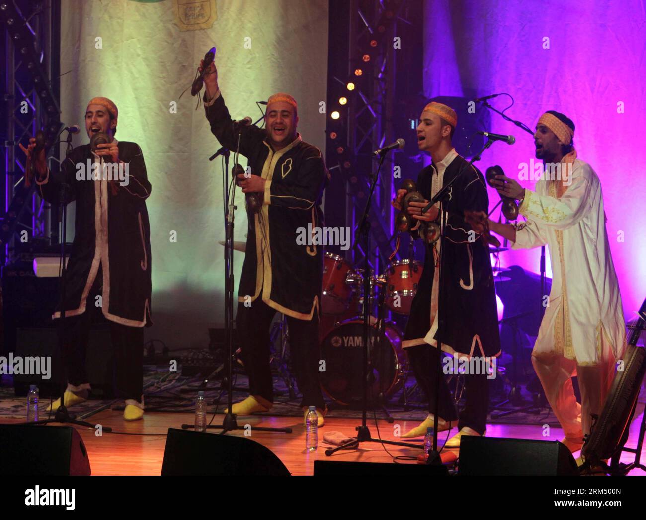 Algerian music hi-res stock photography and images - Alamy