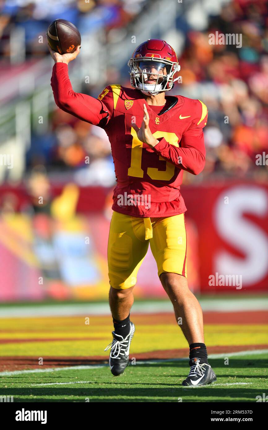 LOS ANGELES, CA - AUGUST 26: USC Trojans quarterback Caleb Williams (13 ...