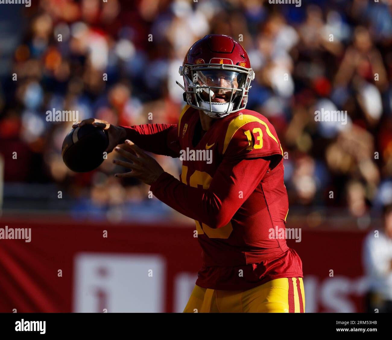 Caleb williams throw hi-res stock photography and images - Alamy