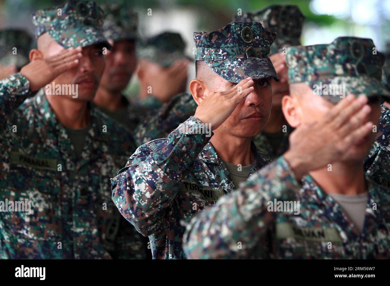 Philippine marines 2013 hi-res stock photography and images - Alamy