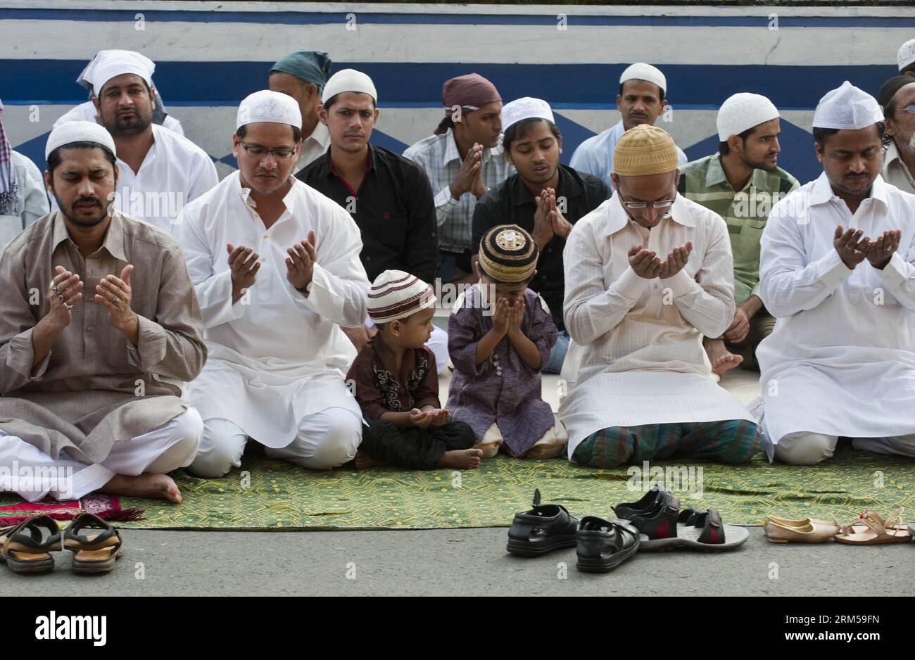 Indian pilgrimage to mecca hi-res stock photography and images - Alamy