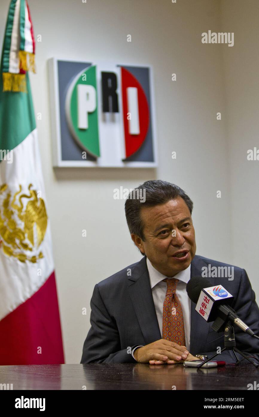 Cesar camacho hi-res stock photography and images - Alamy