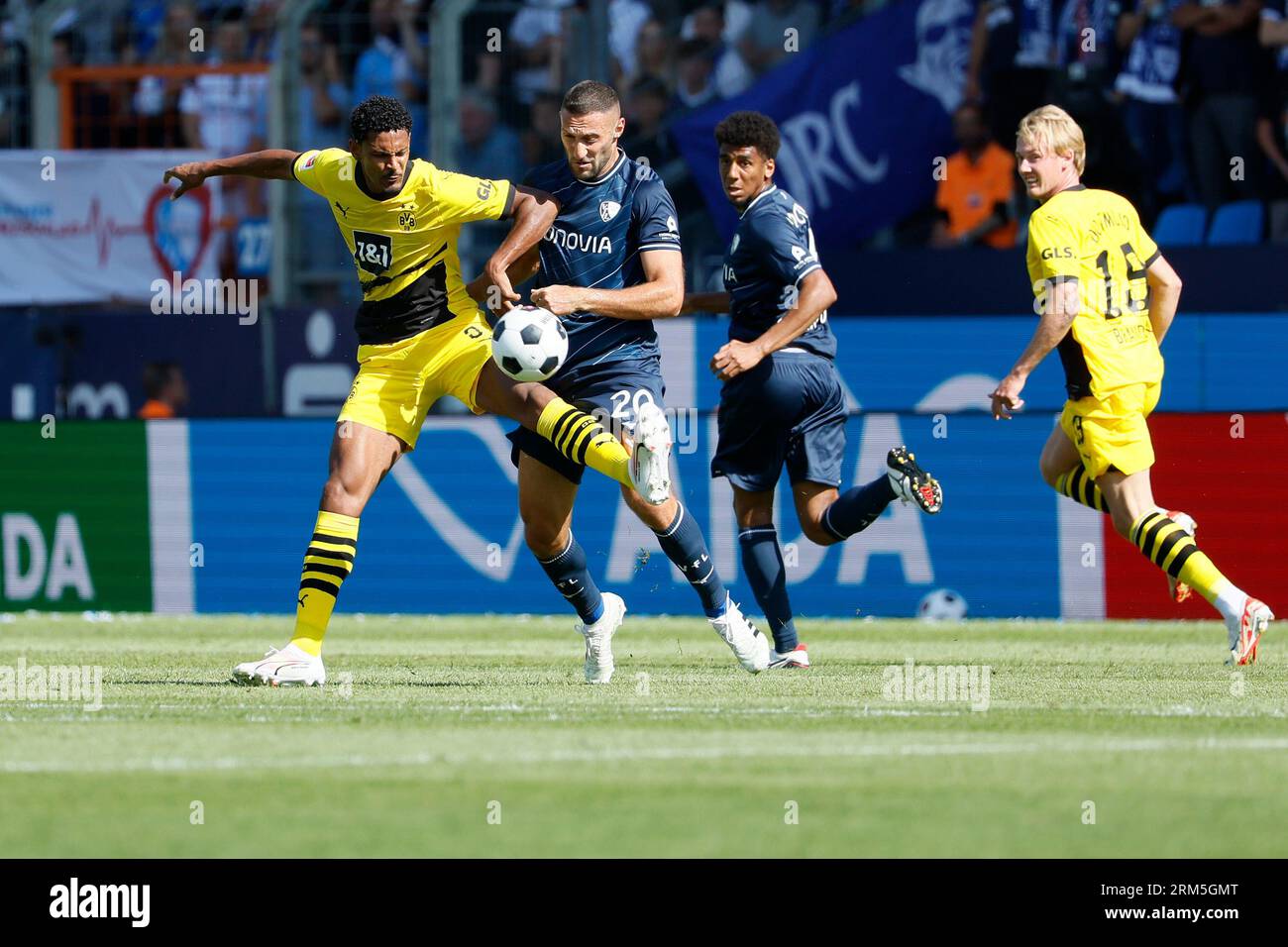 Sebastian haller dortmund hi-res stock photography and images - Alamy