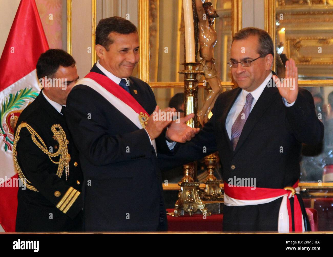 Luis saavedra hi-res stock photography and images - Alamy