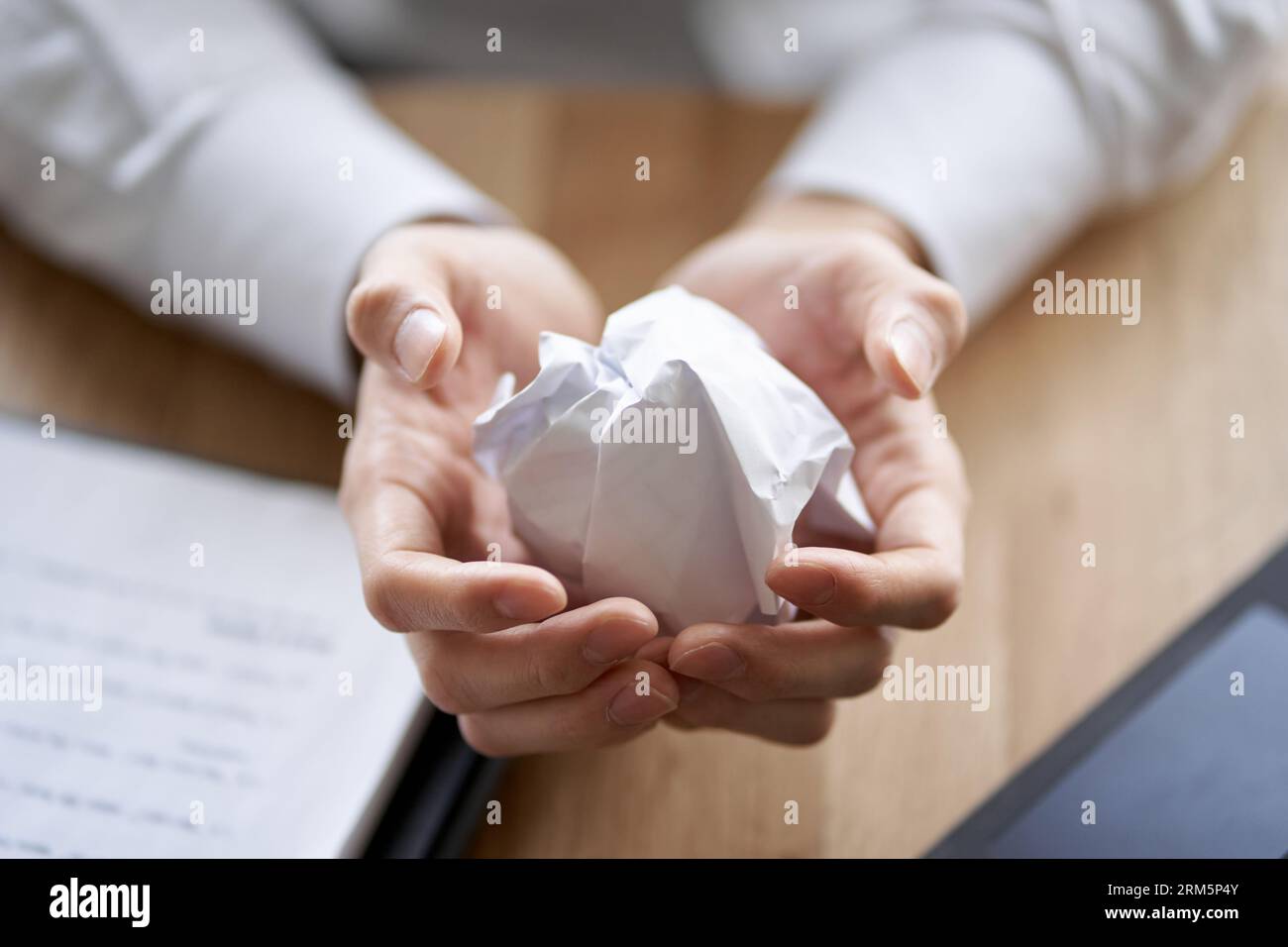 Chinese contract workers hi-res stock photography and images - Alamy