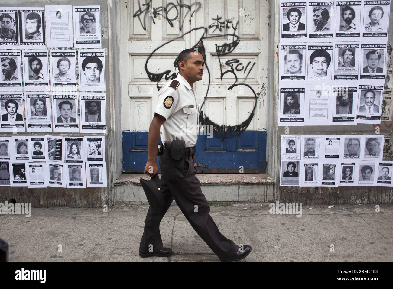 The policeman 1960 hi-res stock photography and images - Alamy