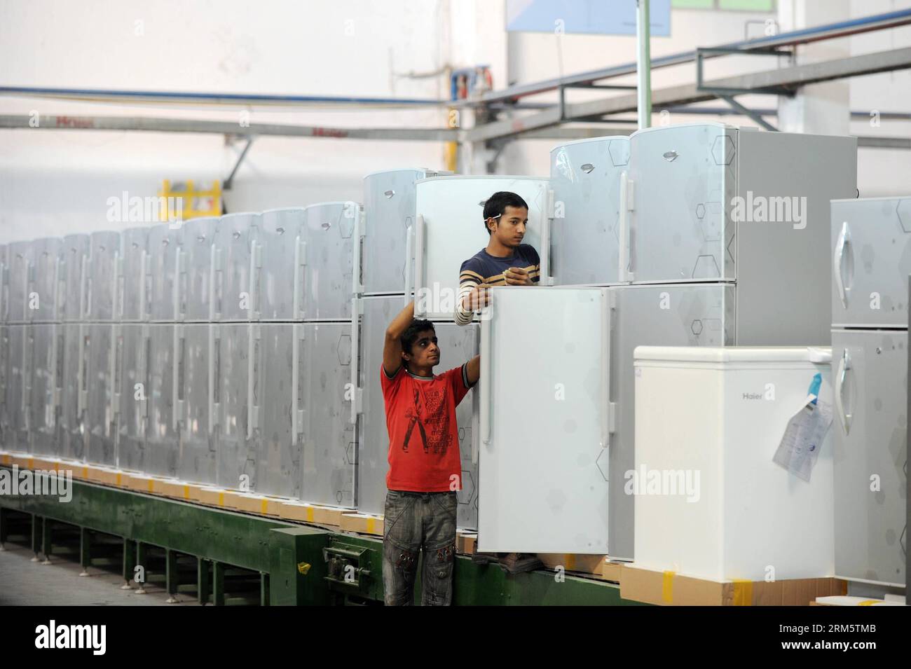 15 washing machines hi-res stock photography and images - Alamy
