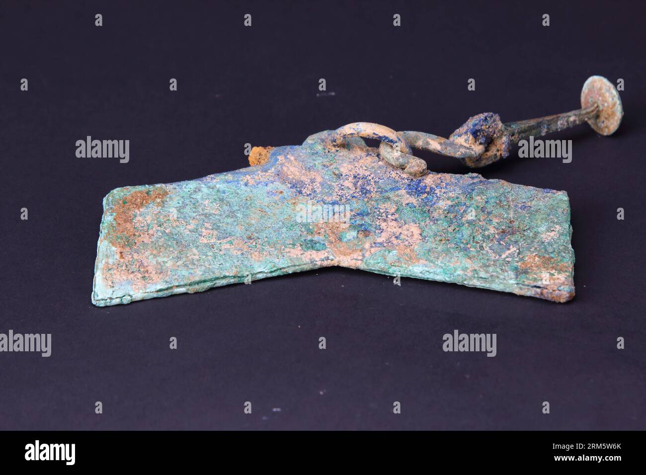 500 years tombs were excavated hi-res stock photography and images - Alamy