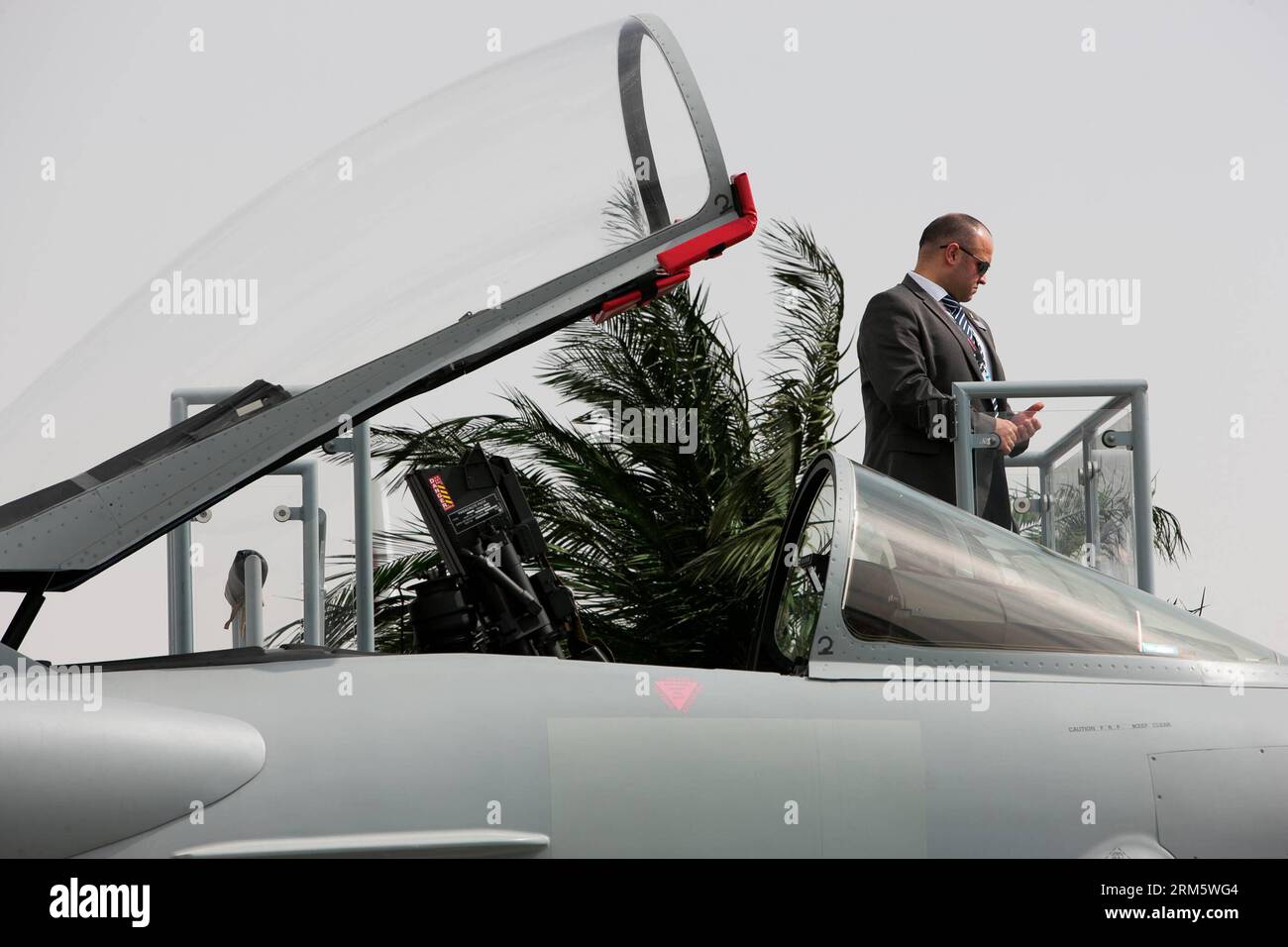 Eurofighter dubai hi-res stock photography and images - Alamy