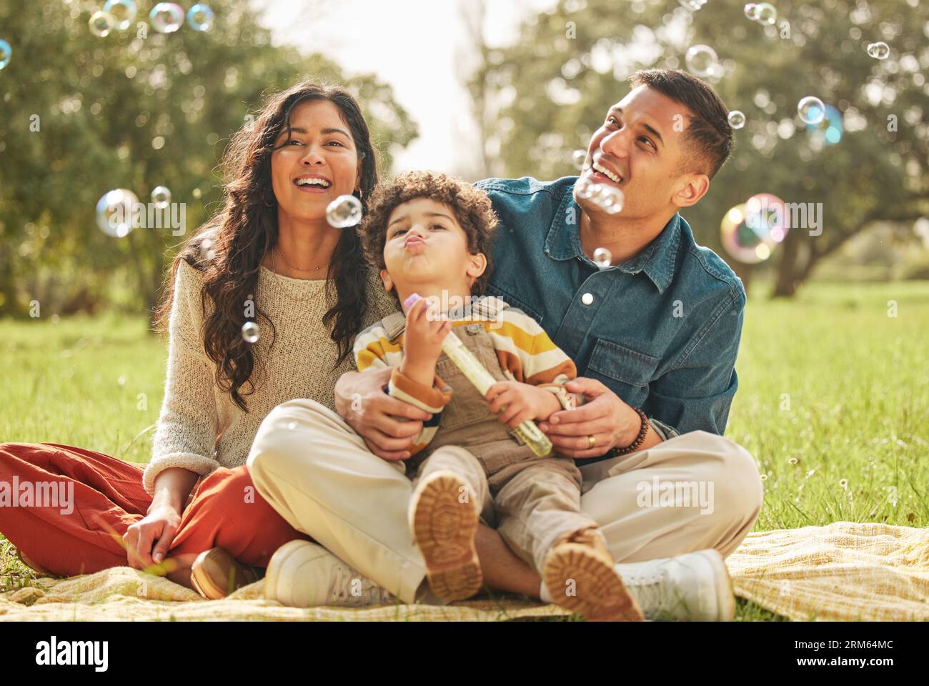 Fun Outdoor Family Portraits