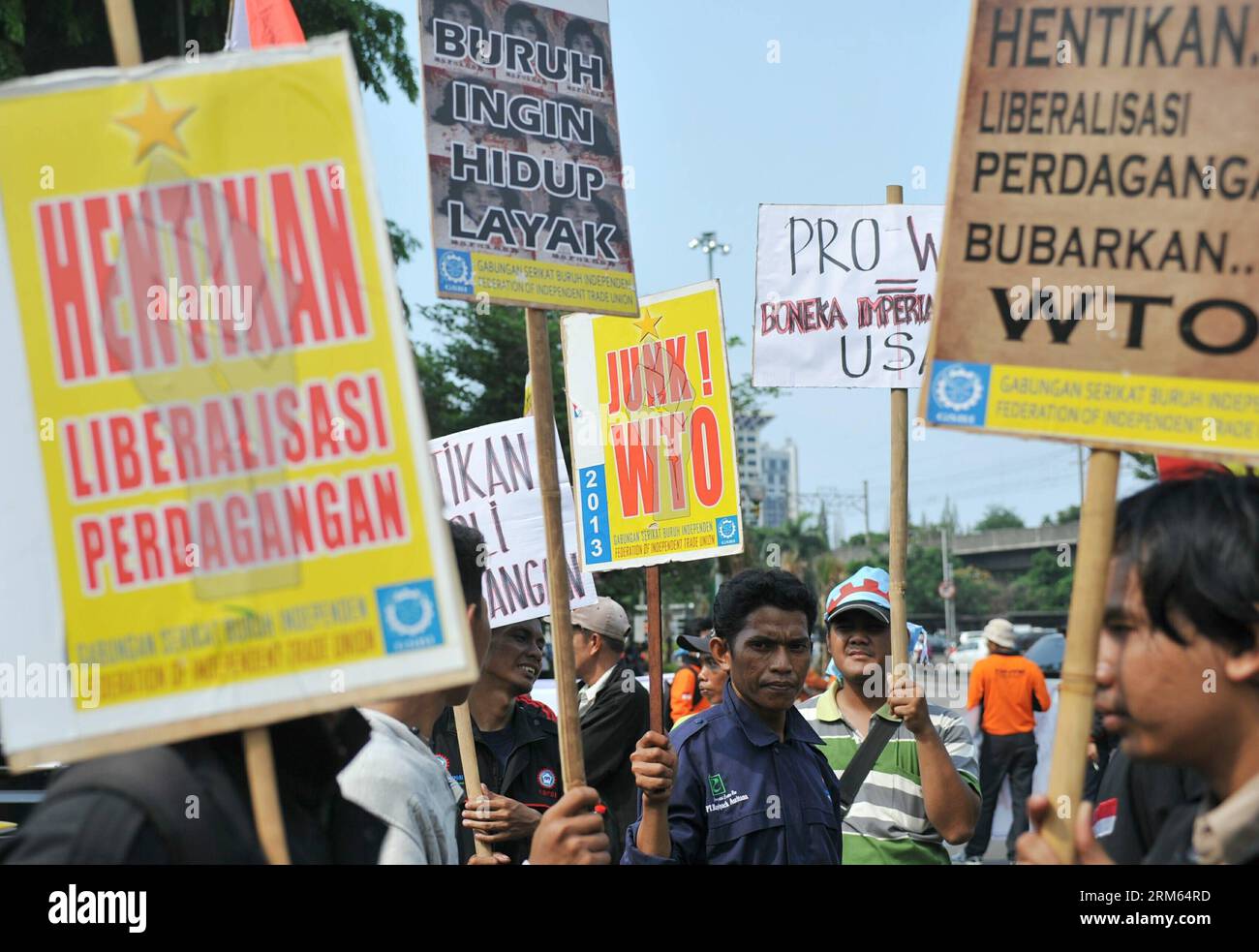 Anti world trade organization hi-res stock photography and images - Alamy