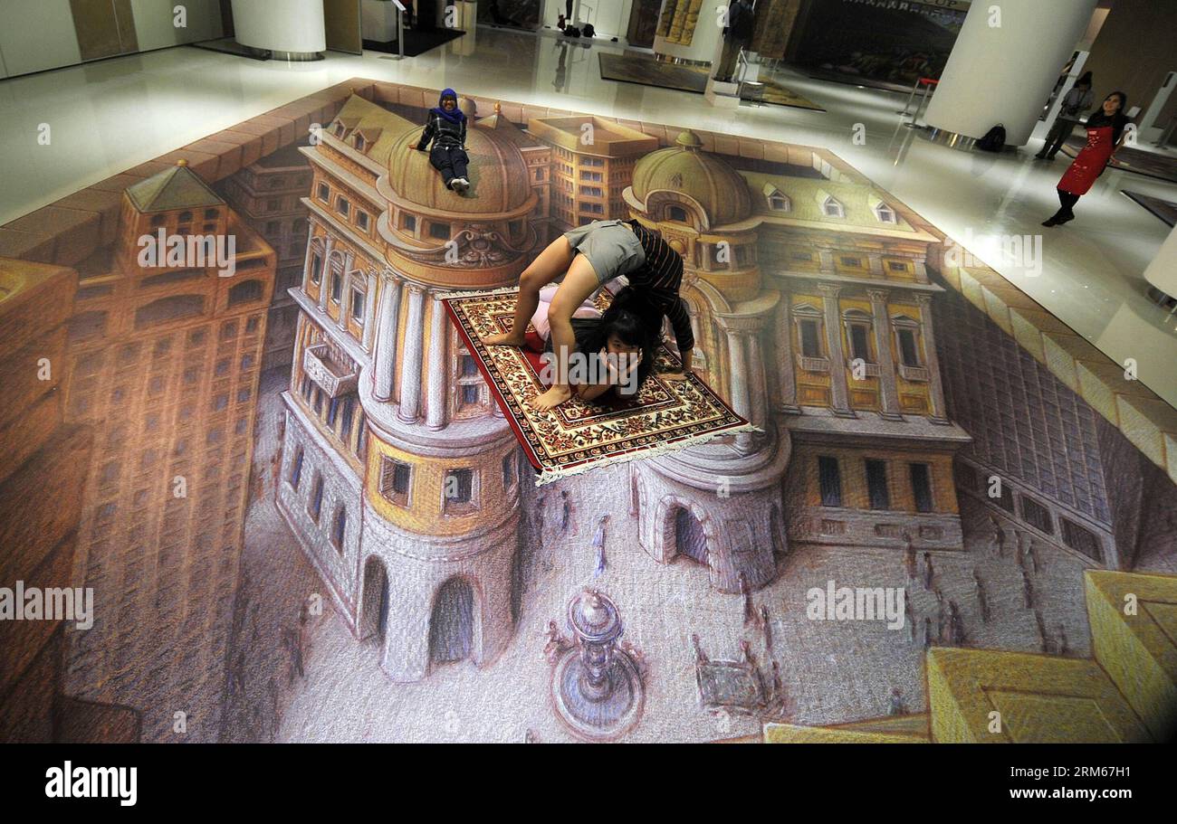 3d pavement art hi-res stock photography and images - Alamy