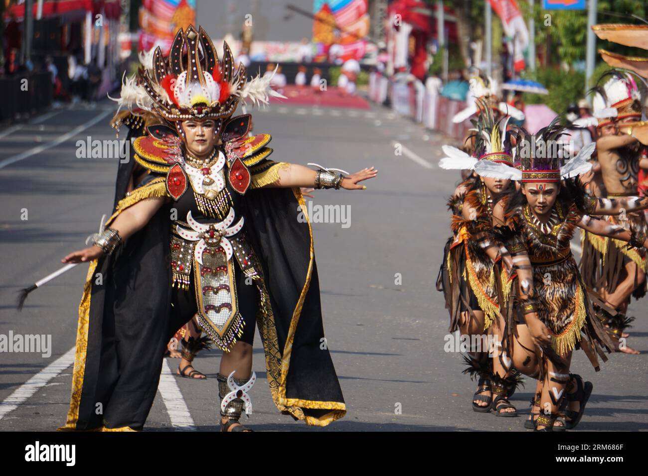 Tobe dance from south papua at BEN Carnival. This dance was used to ...