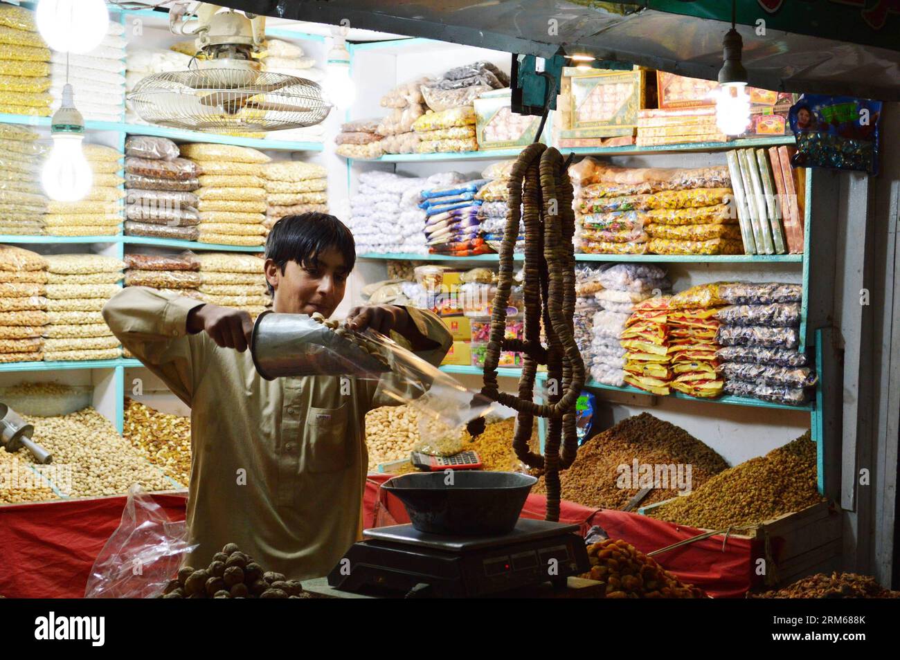 Pakistan quetta dried hi-res stock photography and images - Alamy