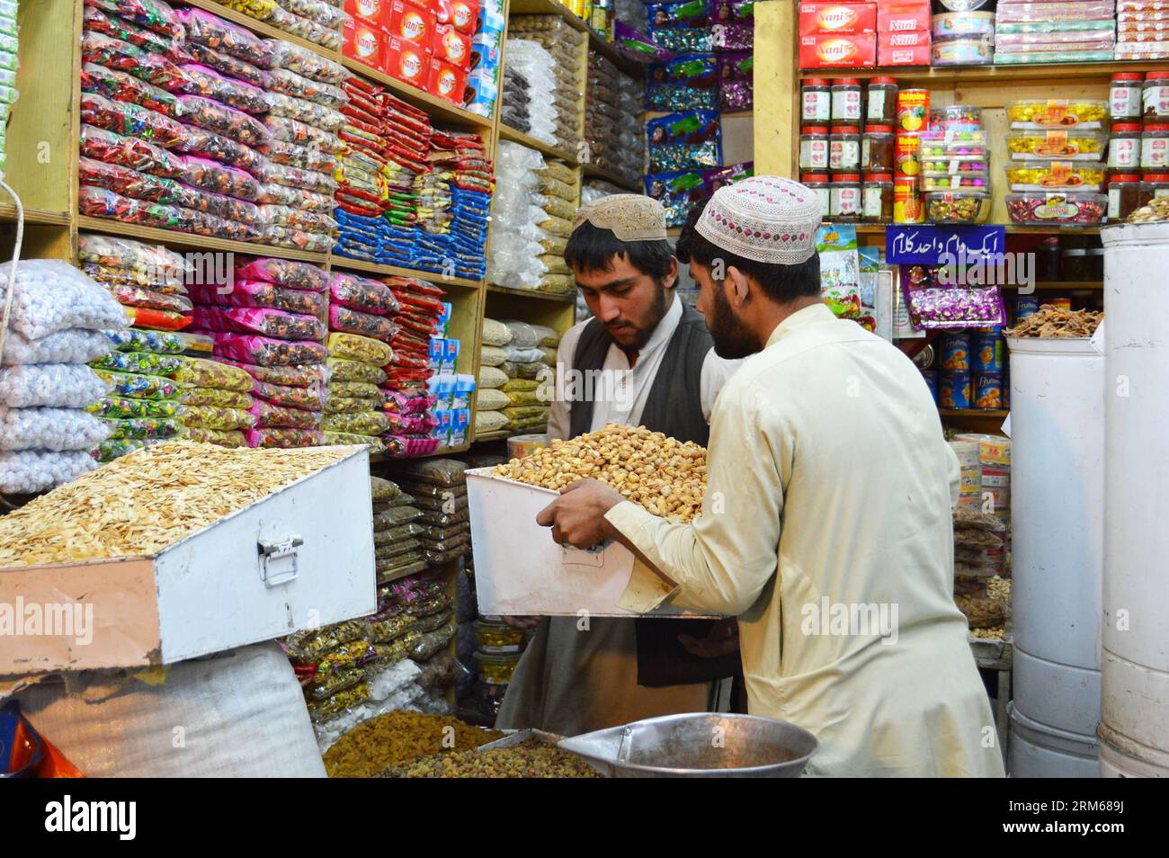 Pakistanquetadried hi-res stock photography and images - Alamy