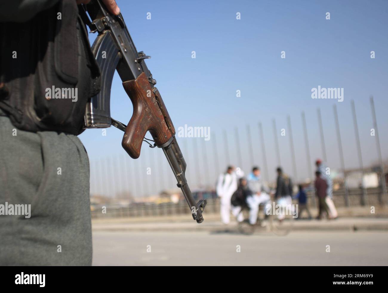 Ak 47 assault rifle hi-res stock photography and images - Alamy