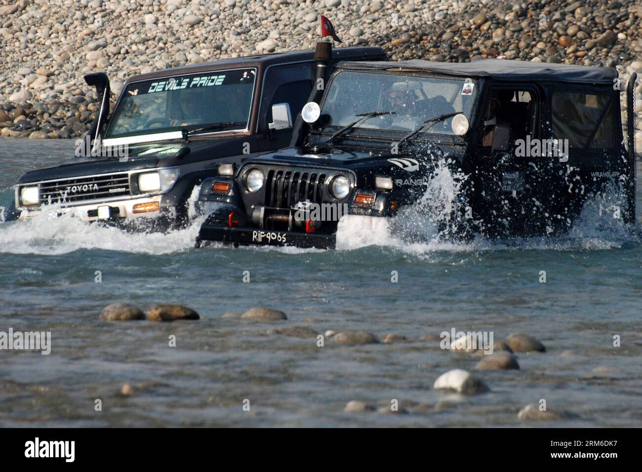 Jeep race hi-res stock photography and images - Alamy