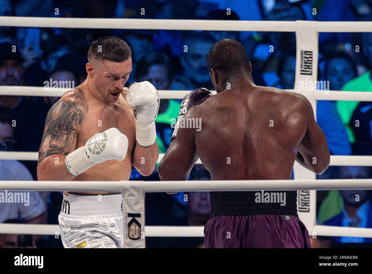 Wroclaw, Poland. 26th Aug, 2023. Heavyweight fight between Oleksandr ...