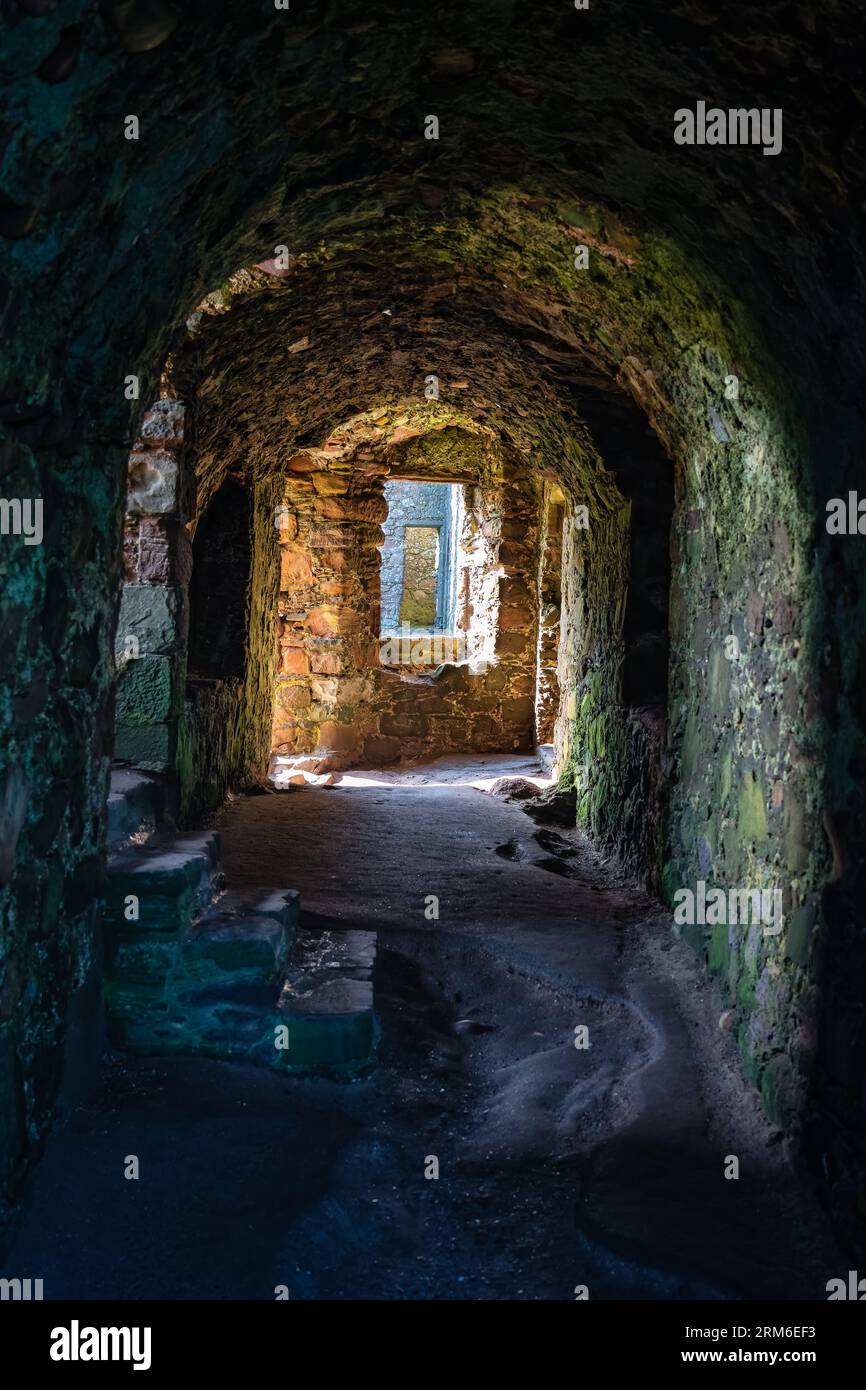 Dunnottar castle interior hi-res stock photography and images - Alamy