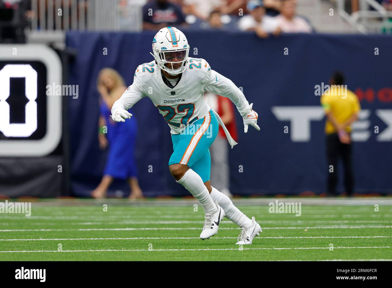 Miami Dolphins safety Elijah Campbell (22) in action during an NFL ...