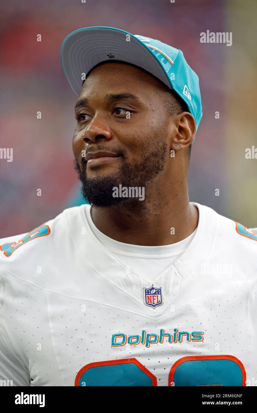 Miami Dolphins defensive tackle Raekwon Davis (98) during an NFL ...