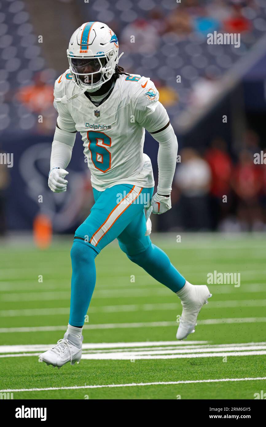 Miami Dolphins cornerback Trill Williams (6) in action during an NFL ...