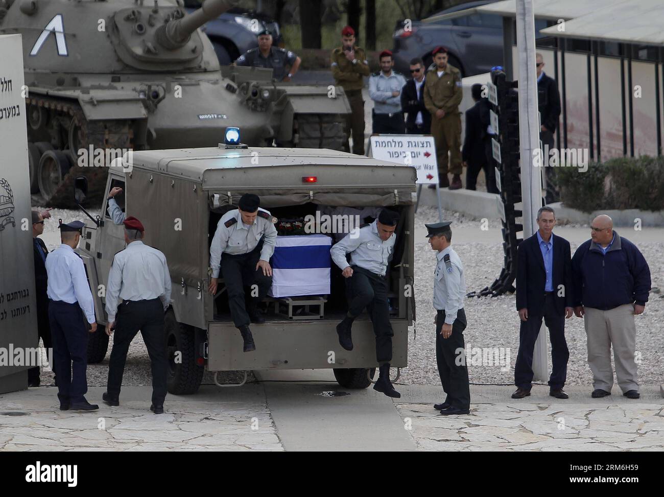 Israeli armored corps hi-res stock photography and images - Alamy