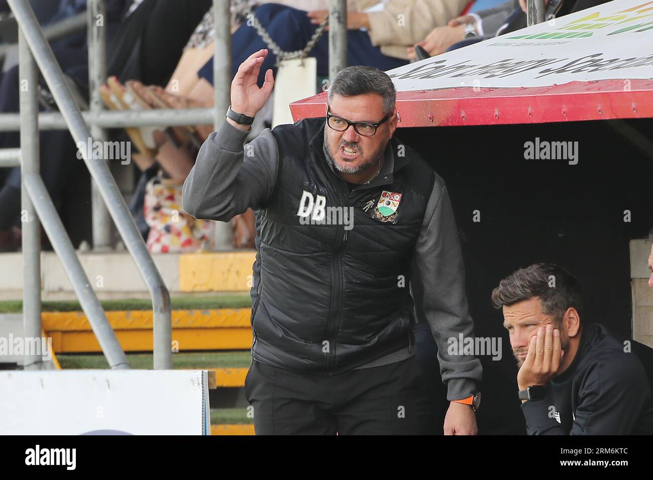 Barnet manager Dean Brennan during Dagenham & Redbridge vs Barnet ...