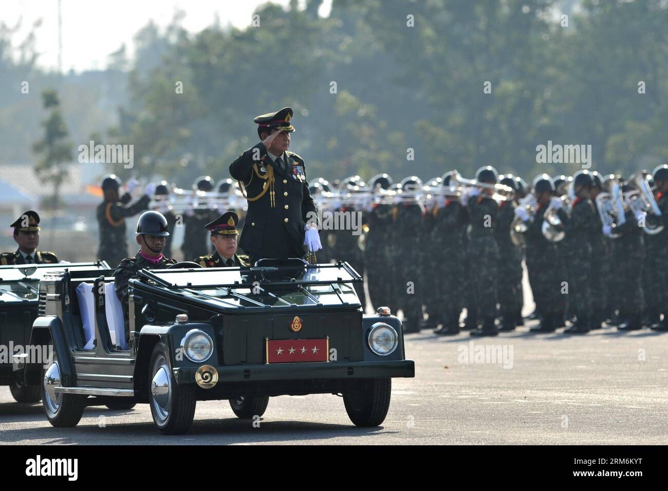 Chief royal thai armed gen hi-res stock photography and images - Alamy
