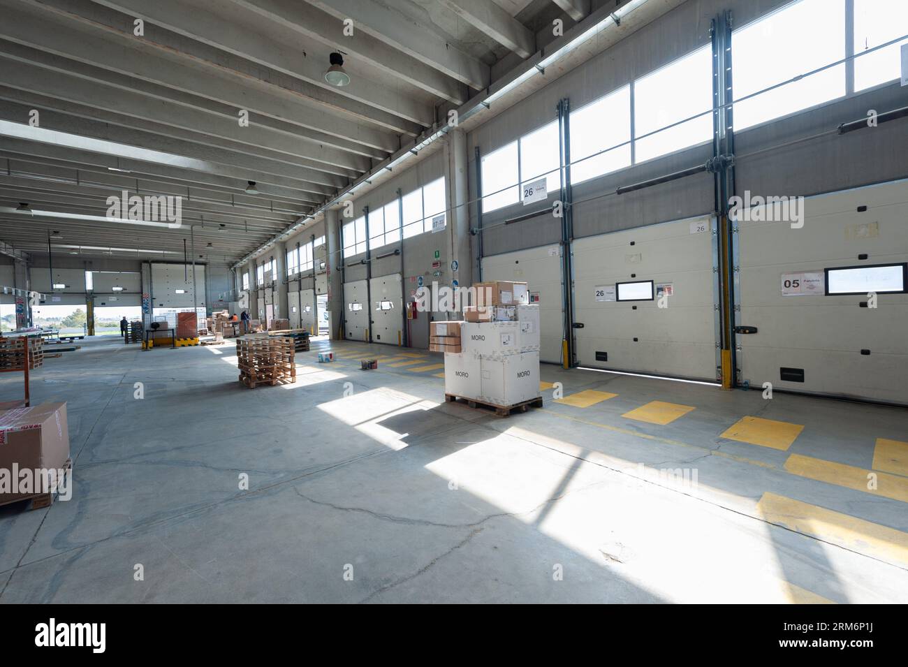 Interior of a freight sorting and shipping hub Stock Photo - Alamy