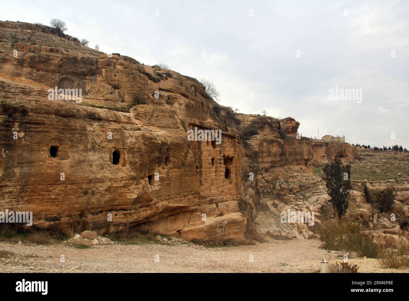 Ancient rock carvings iraq hi-res stock photography and images - Alamy