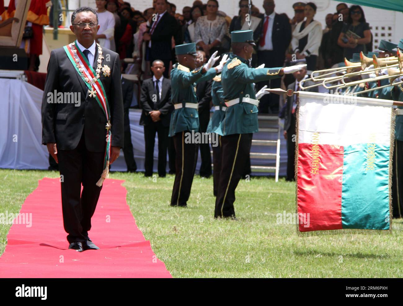 Hery Rajaonarimampianina (L), new president elected of Madagascar ...