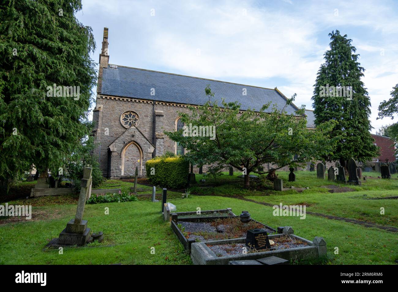 Traditional church of christ building hi-res stock photography and ...