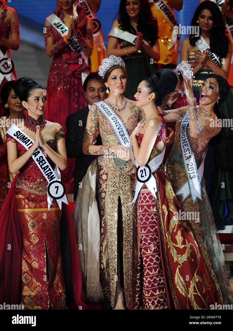 Beauty contestants hi-res stock photography and images - Alamy