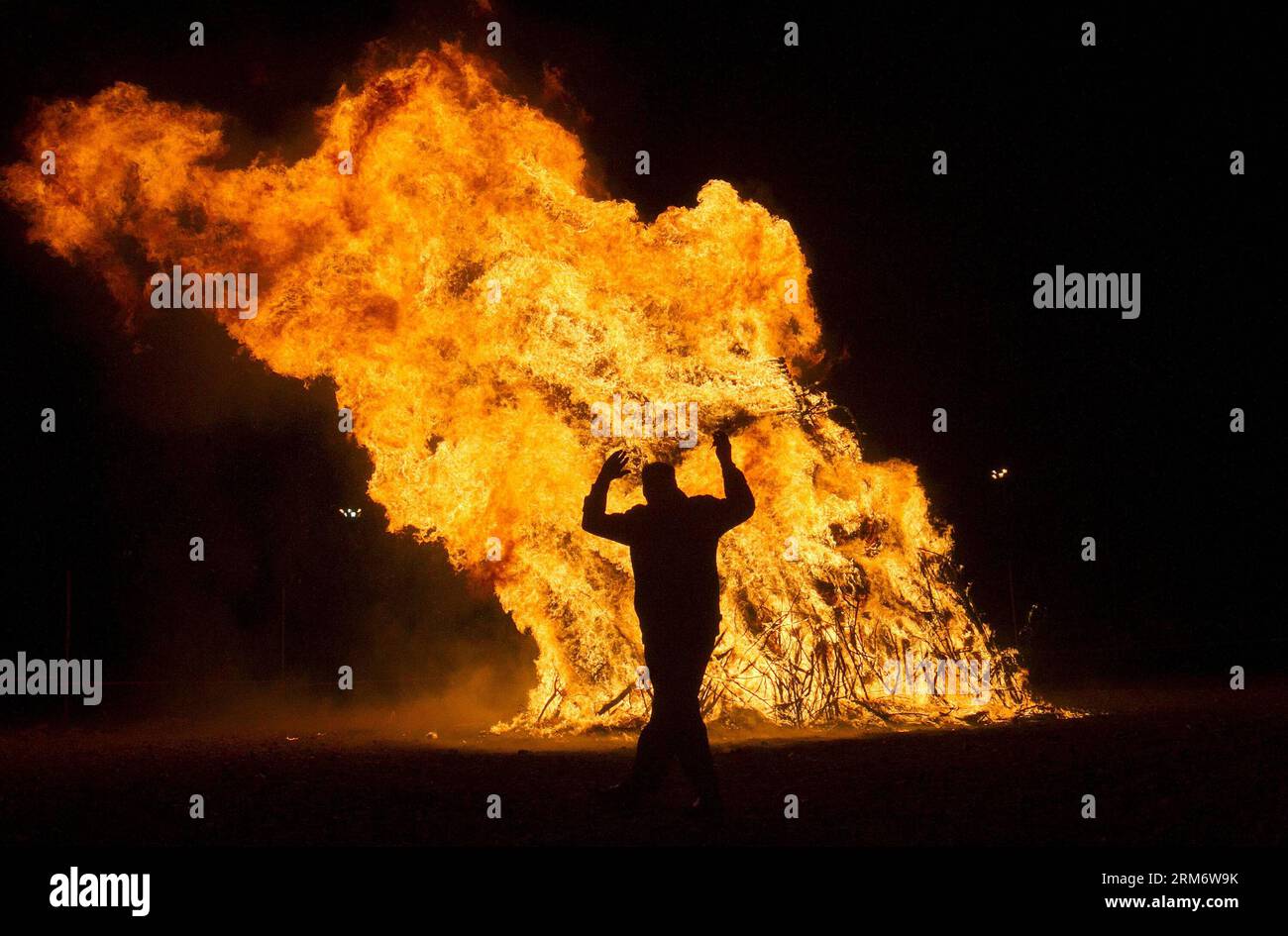 Zoroastrian sadeh festival hi-res stock photography and images - Alamy