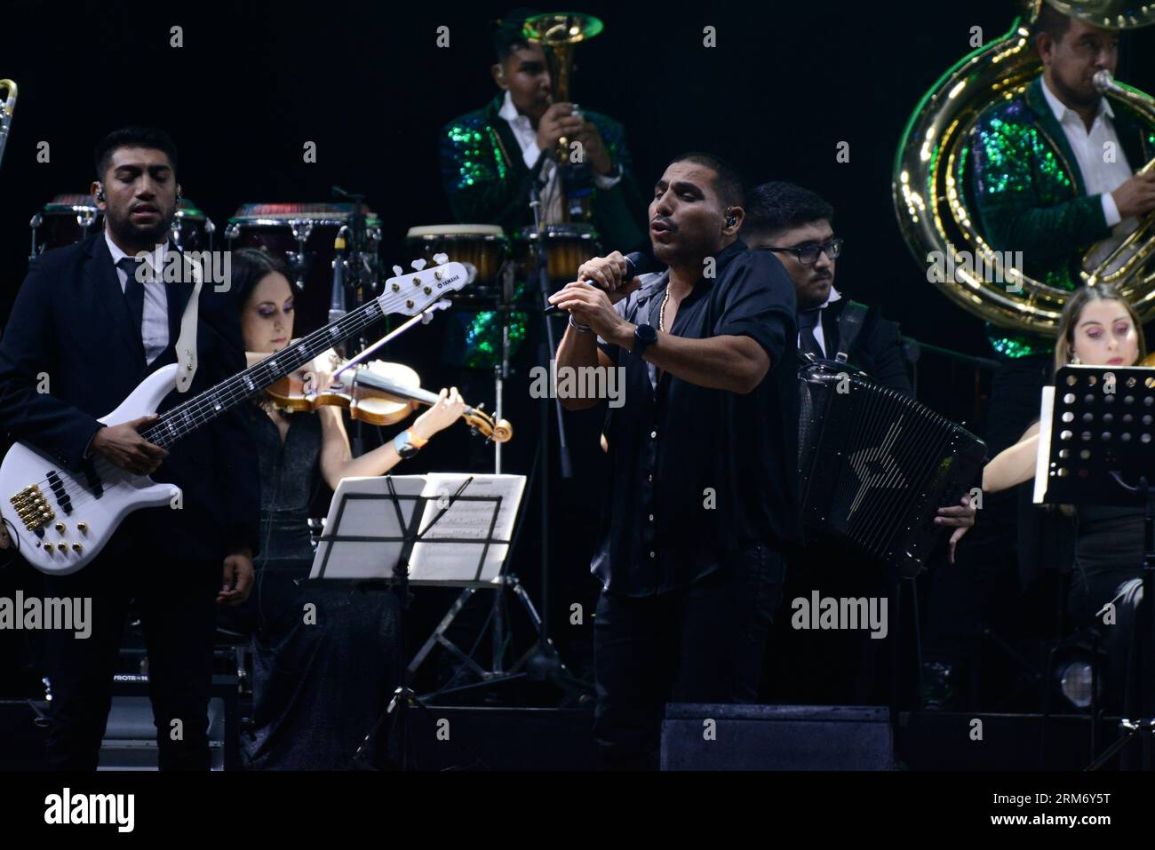 El mushasho tour hi-res stock photography and images - Alamy