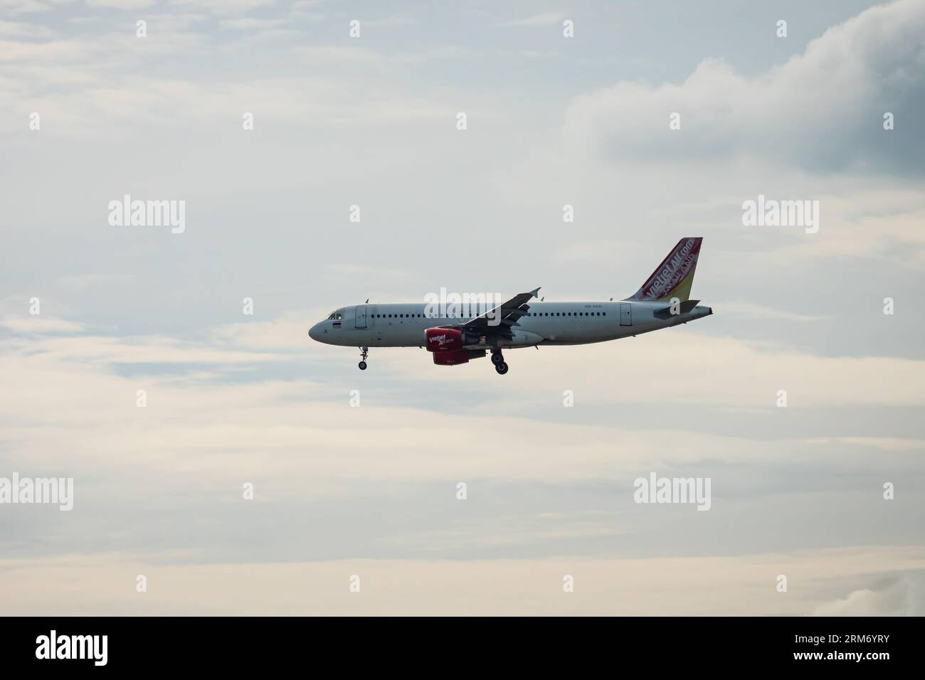 Bangkok, Thailand - August 26, 2023 : Thai Vietjet Airways prepare for ...
