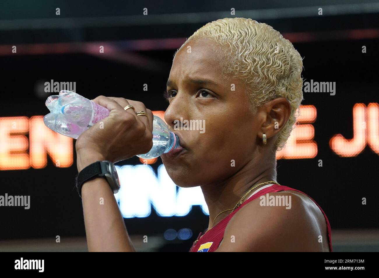 Yulimar Rojas (VEN) celebrating her victory on Triple Jump women Final ...