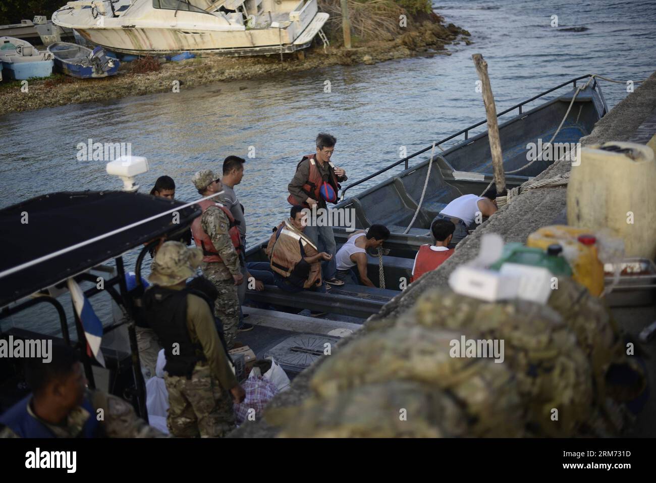 COLON, (Xinhua) -- Crew members of the vessel Chong Chon Gang of the ...