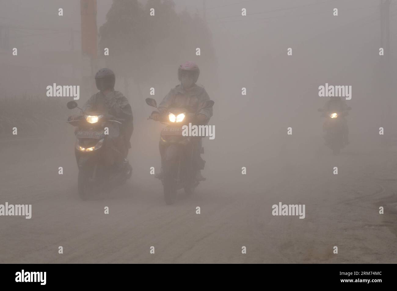 Vulkanausvruch hi-res stock photography and images - Alamy