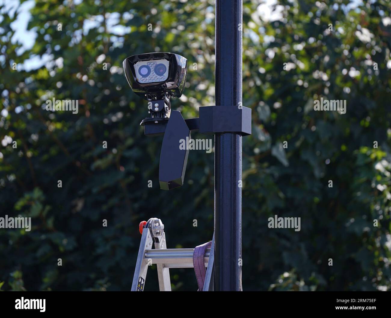 A camera is installed for the Ultra Low Emission Zone (Ulez) in ...