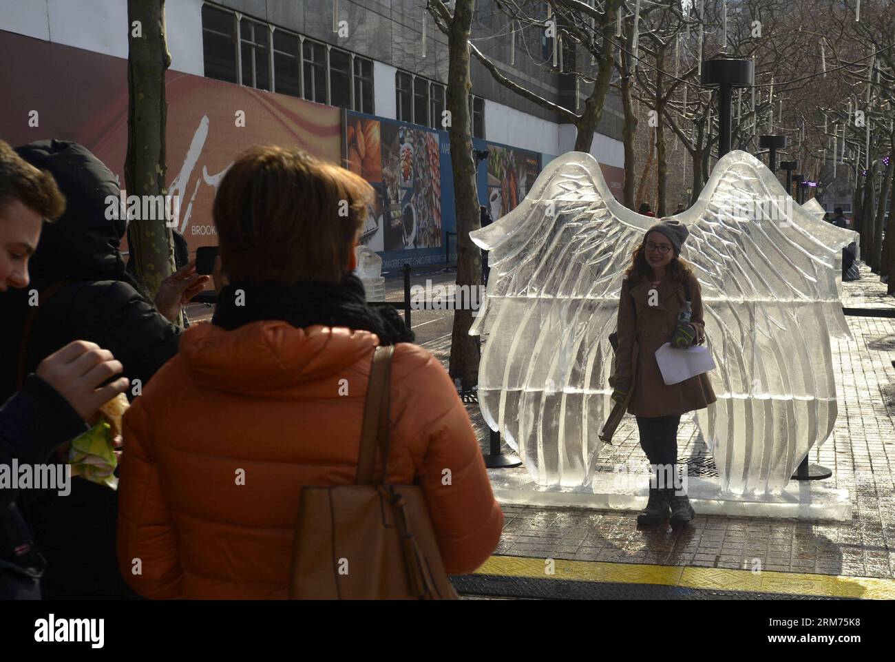 Artists beautiful ice sculptures in hi-res stock photography and images ...