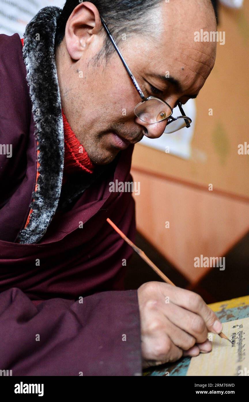 Is 27 years old hi-res stock photography and images - Alamy